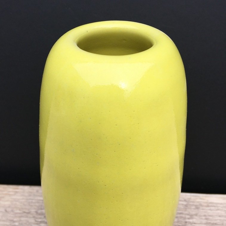Bright Yellow Stoneware Glaze - Bath Potters Supplies