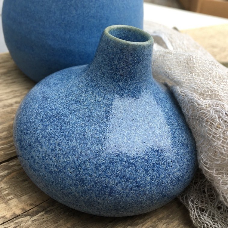 Bright Blue Effect Stoneware Glaze - Bath Potters Supplies